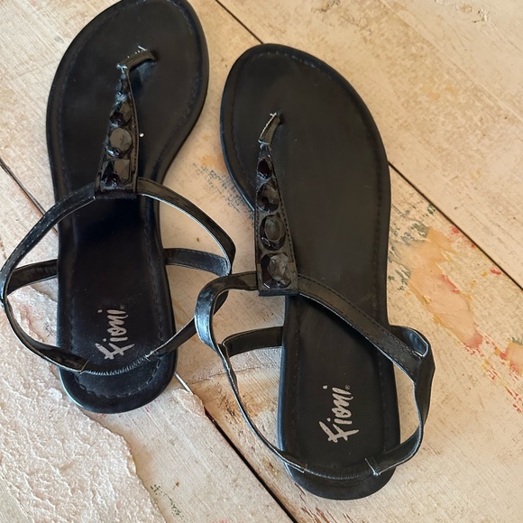 FIONI Clothing | Shoes | Fioni Clothing Elegant Black Sandals | Poshmark